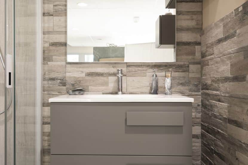 Salle de Bain et Carrelage à Albi - Rénover Construire | PARTEDIS